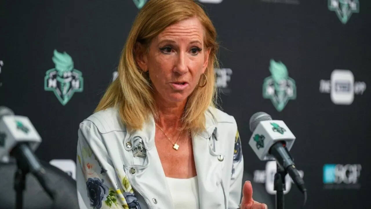 The sides remain apart: WNBA CBA negotiations hit roadblock as deadline ...