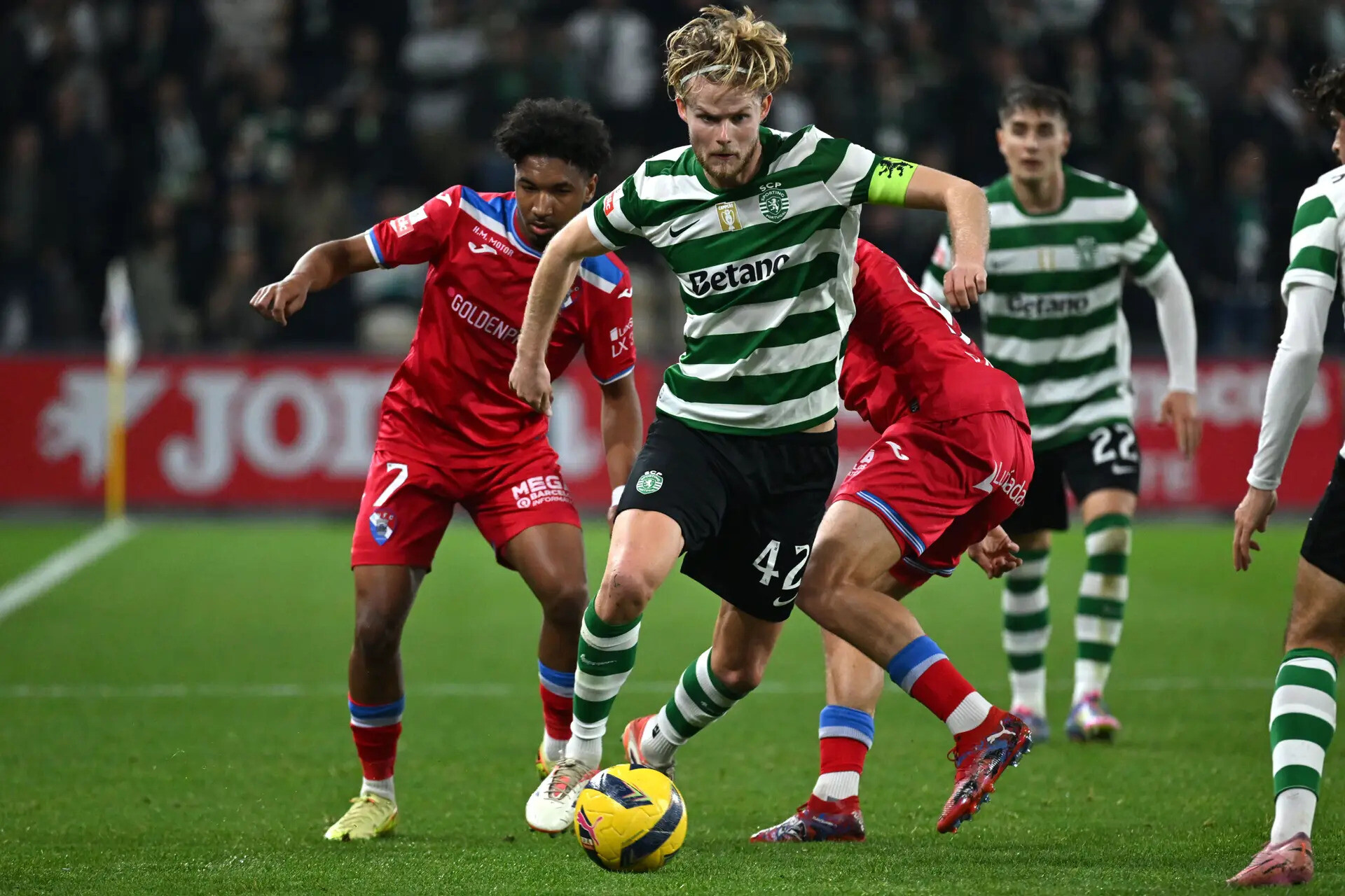 Sporting deixa escapar vantagem e cede empate em Barcelos num jogo ...