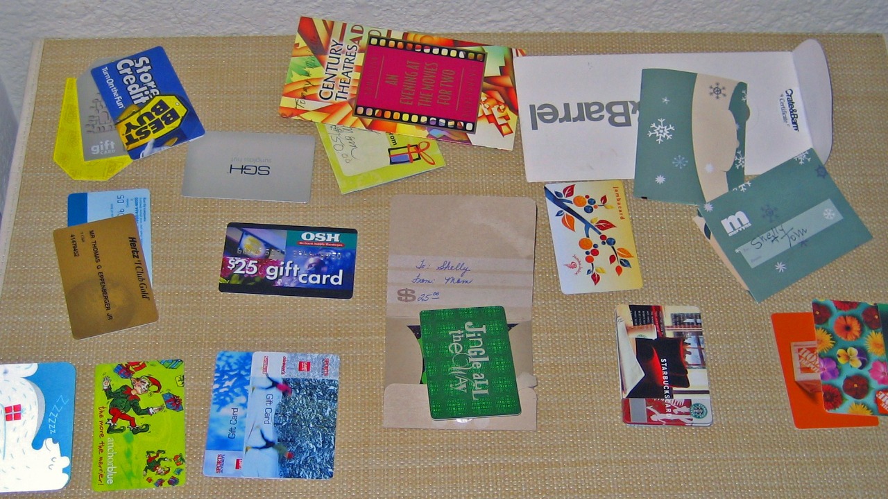 Gift card draining stole $1B, how to protect yourself now