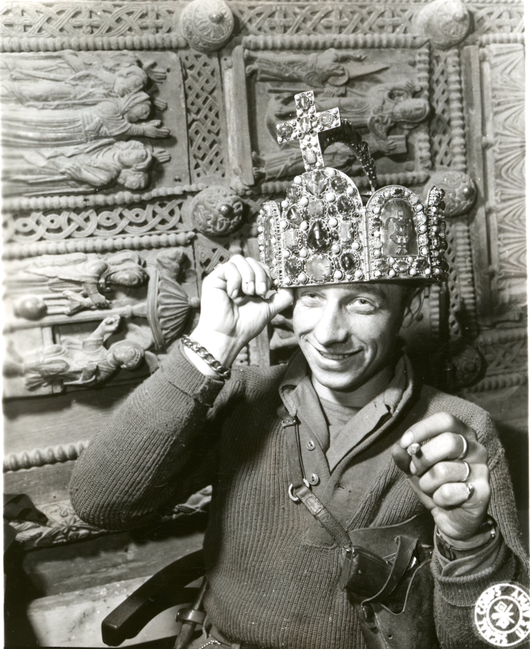 50 fascinating historical pictures of people I can 100% guarantee you ...