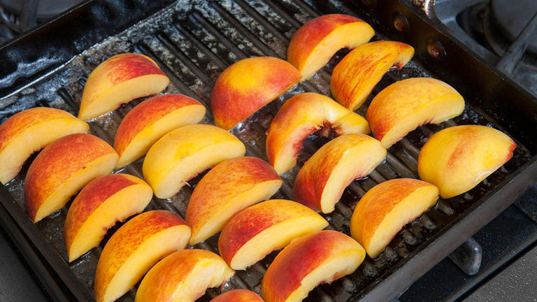 5 gut-boosting fruits to eat more of in 2026 for better digestion ...