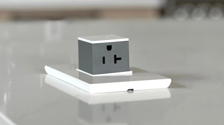 How hidden outlets can unexpectedly make your kitchen look cluttered