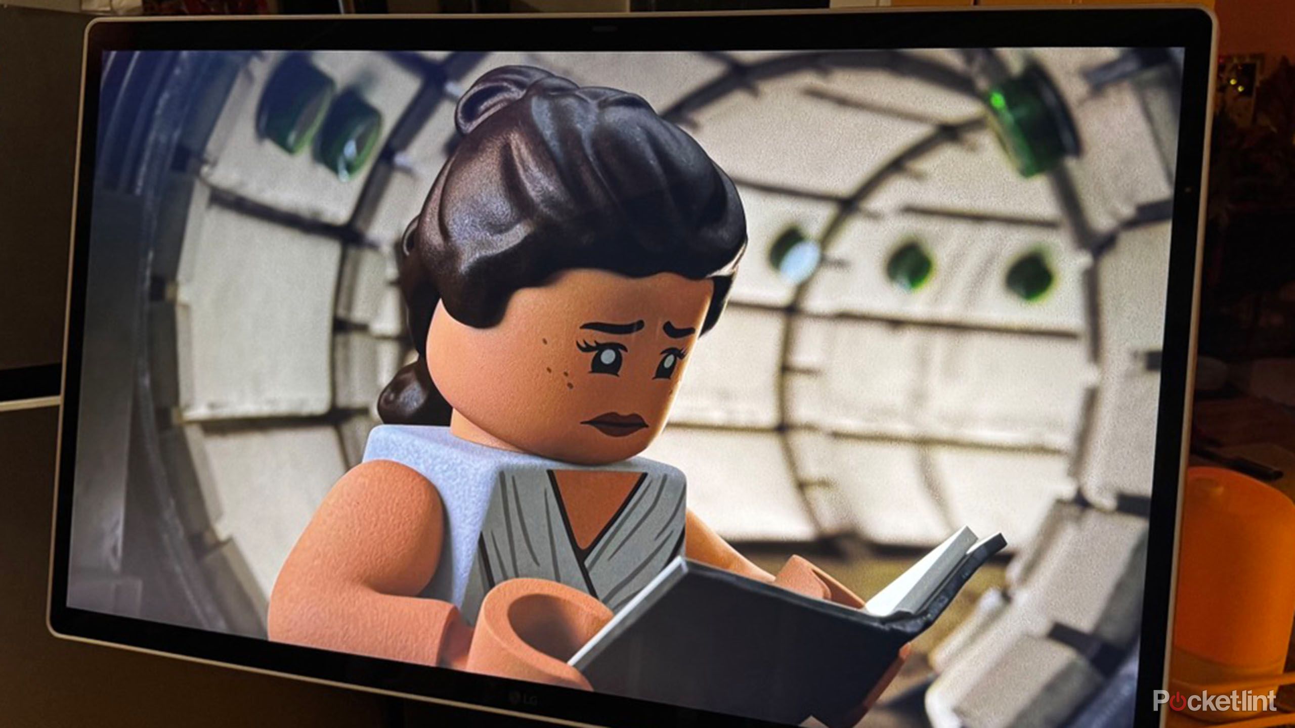 LG's smart monitor swing was the lifesaver I didn't know I needed