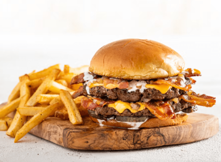 5 chain restaurants fans say are best for big burgers