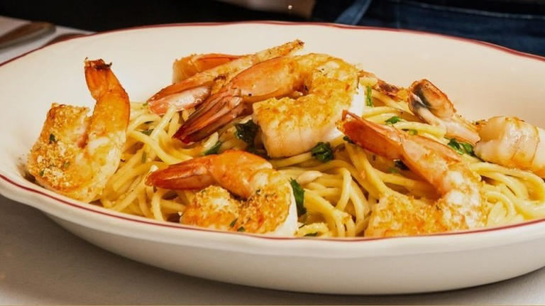 9 Restaurant Chains With The Best Shrimp Scampi According To Reviews