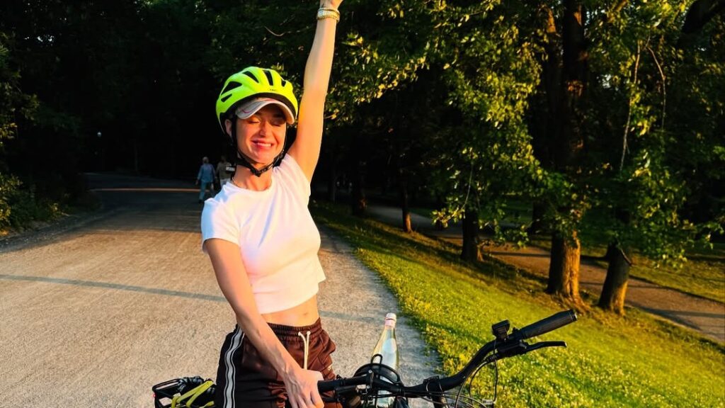 A look back at Katy Perry’s workout and diet routine that kept her ...