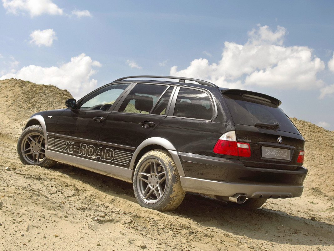 Before BMW had SUVs everywhere, someone built this lifted 3 Series wagon