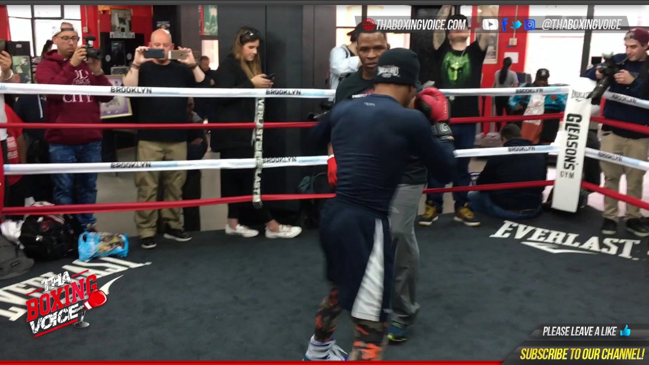 Shawn Porter intense pad work training for Andre Berto fight