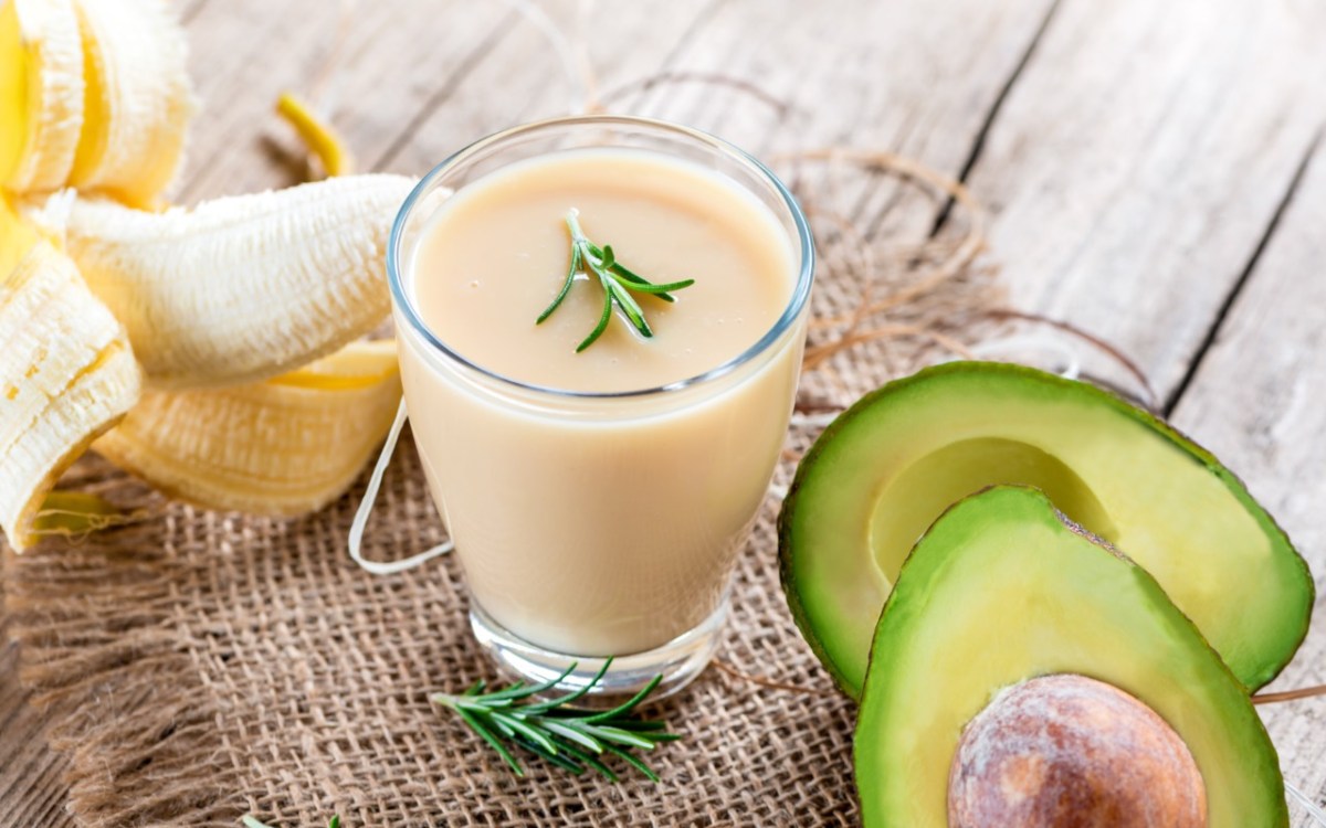 Avocado-banana smoothie: Your daily boost