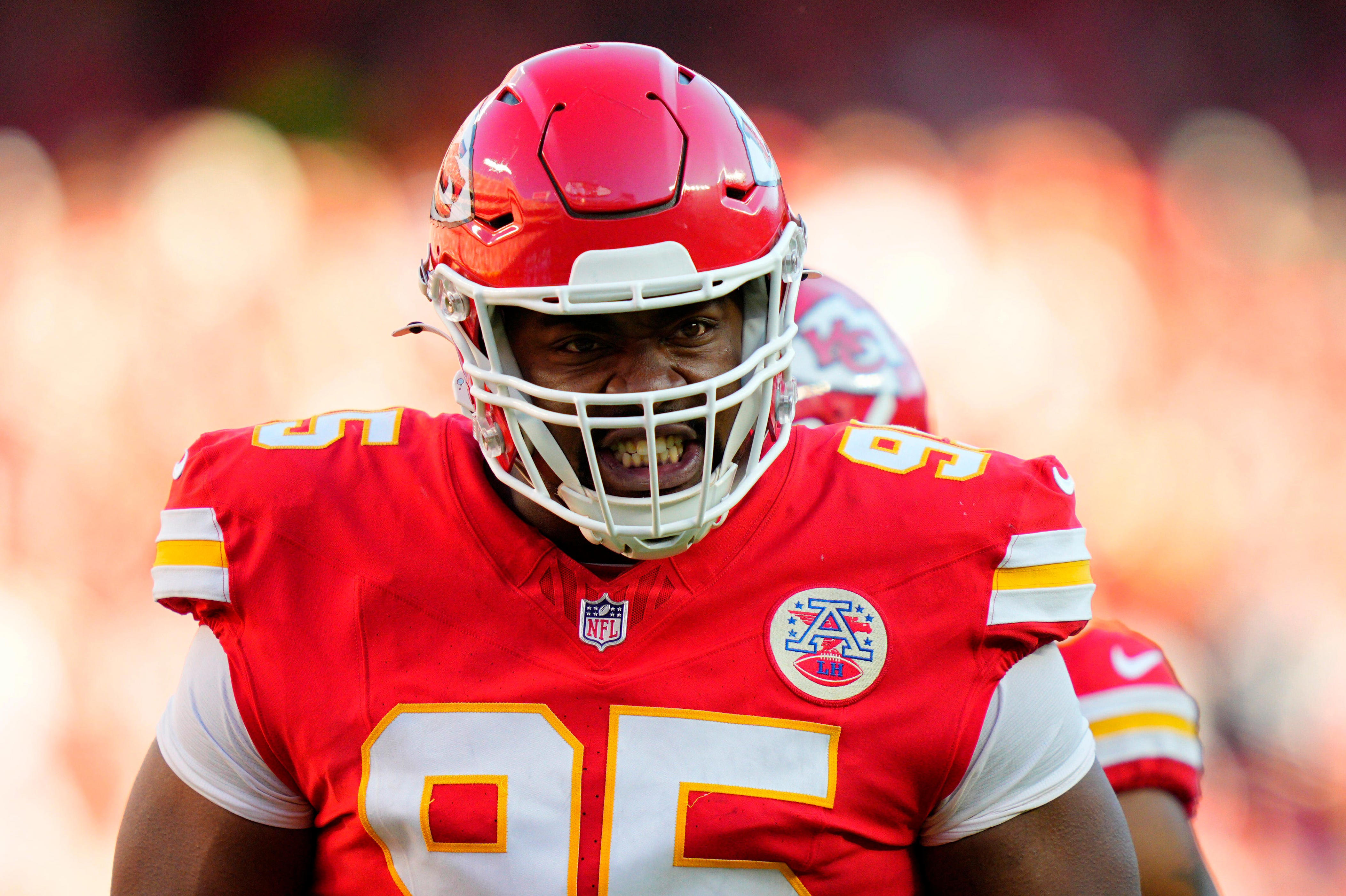Yahoo Sports ranks Chiefs DL Jones as No. 5 defensive player for 2026