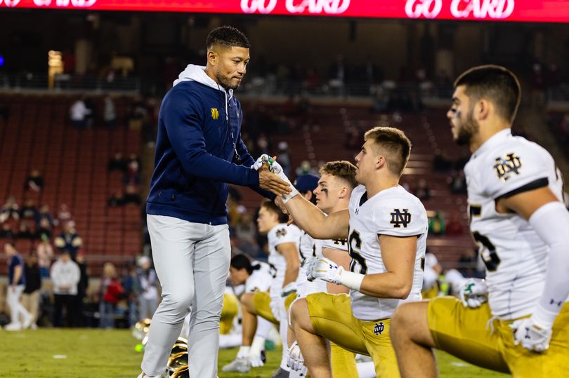 Notre Dame immediately finds itself in uncomfortable position after ...