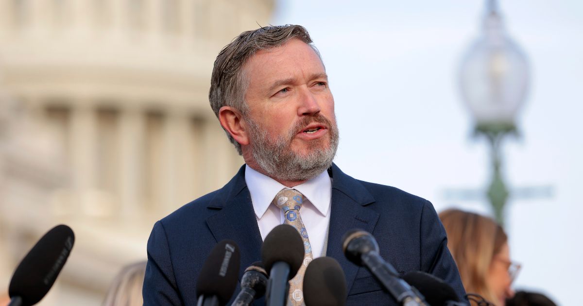 Trump-backed Thomas Massie opponent raises massive campaign fund total ...