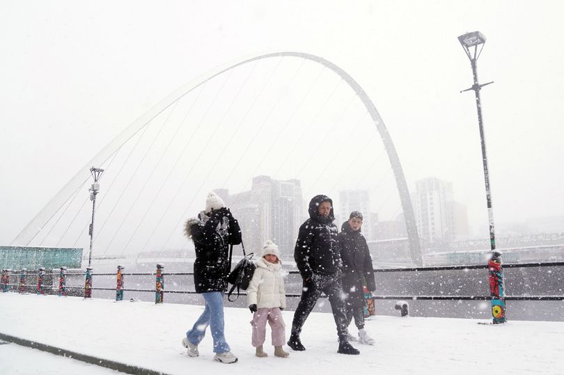 DWP cold weather payments to be paid to UK households in these 441 ...