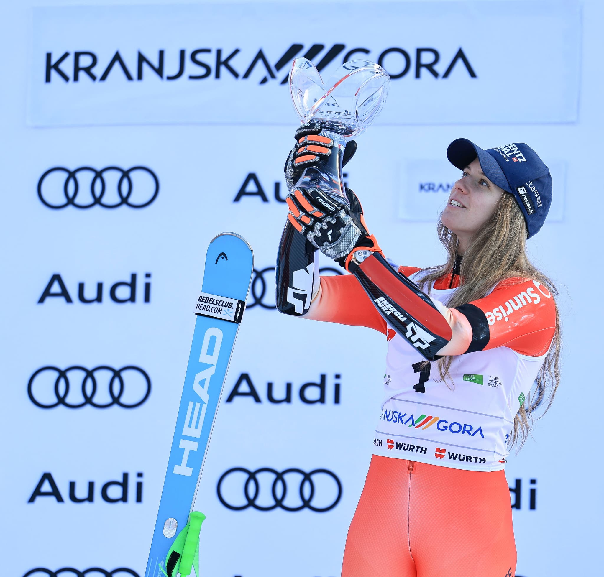 Ski alpin : l'hommage de la Suissesse Camille Rast aux victimes de l ...