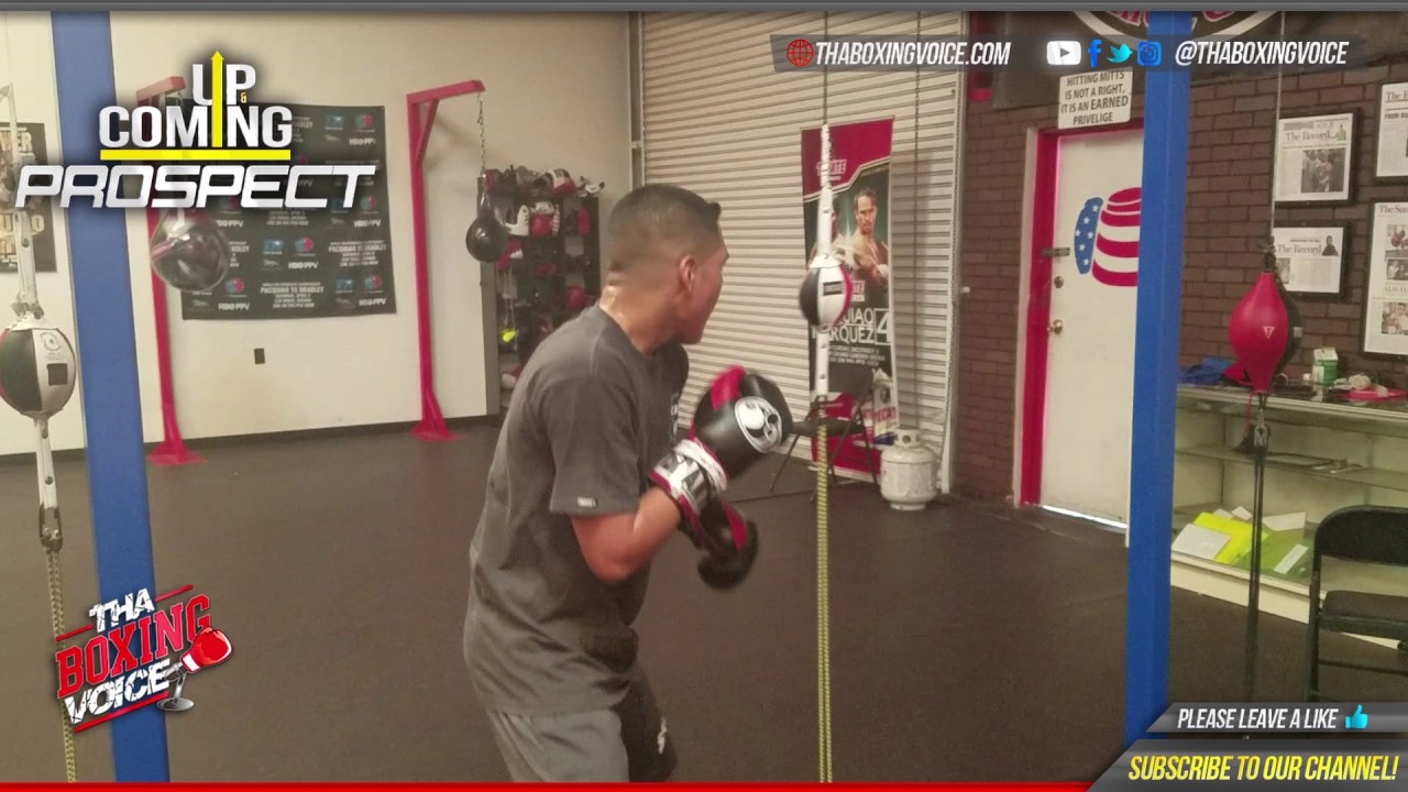 Gabriel Flores Jr. works double end bag living up to name "Lil G"