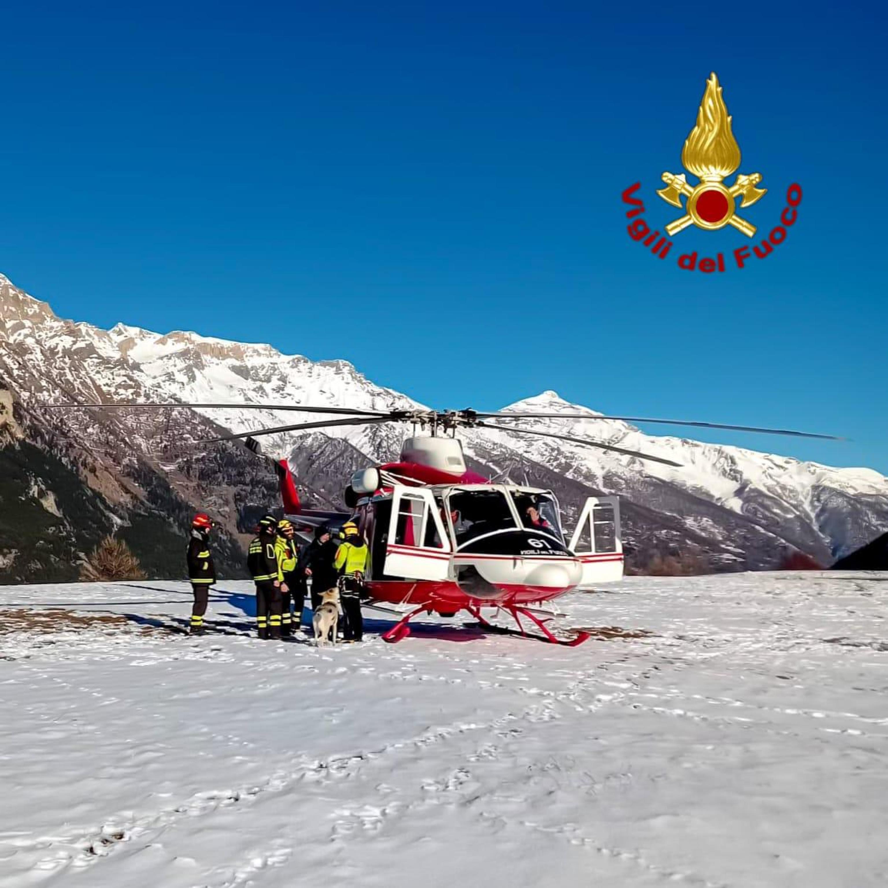 Escursionista con cane recuperato in Val Susa, a 2.900 metri