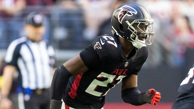 Defensive line coach Rodney Garner signs extension with Tennessee football