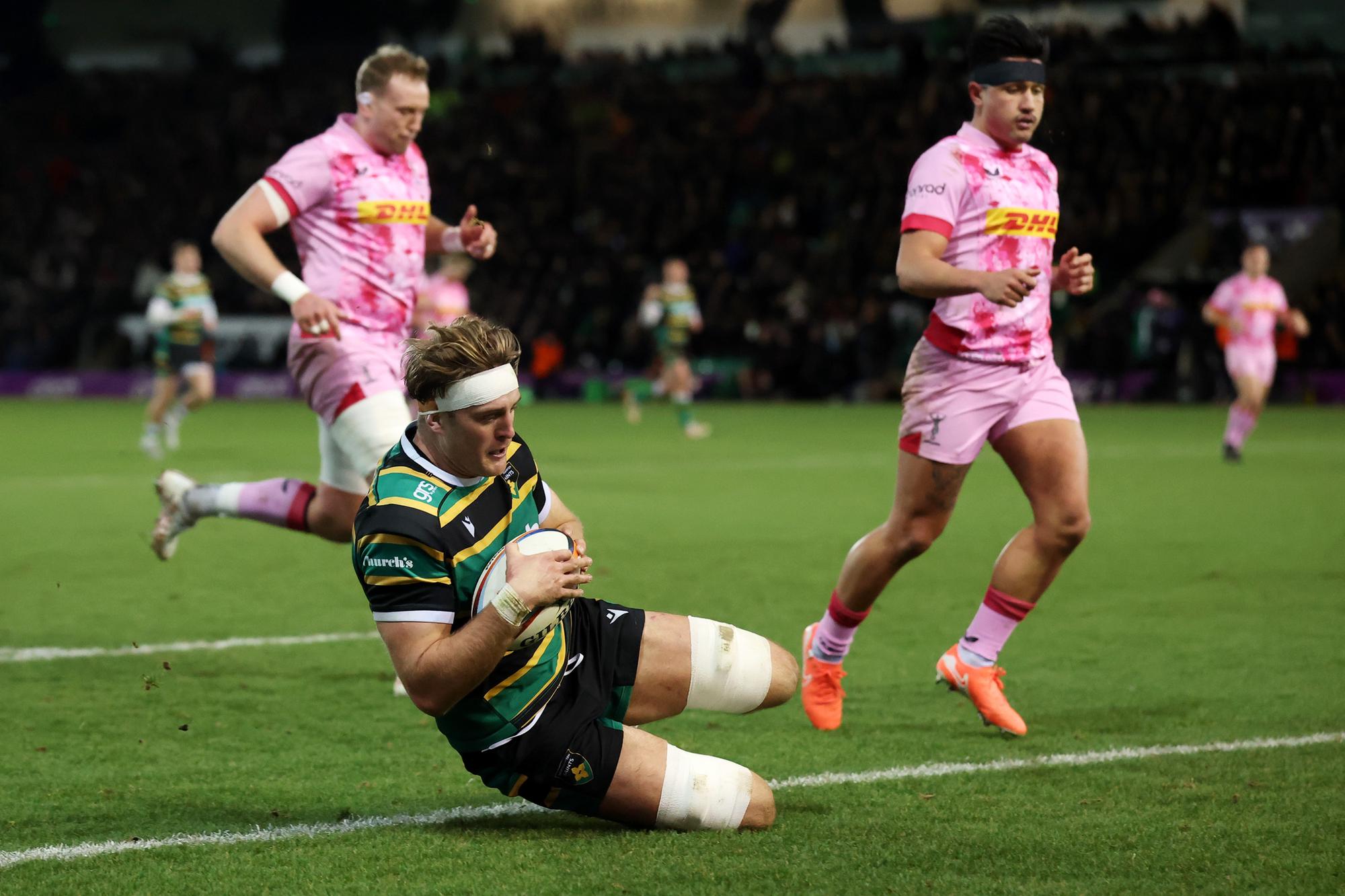 Coles claims hat-trick as Saints start new year with huge win against ...