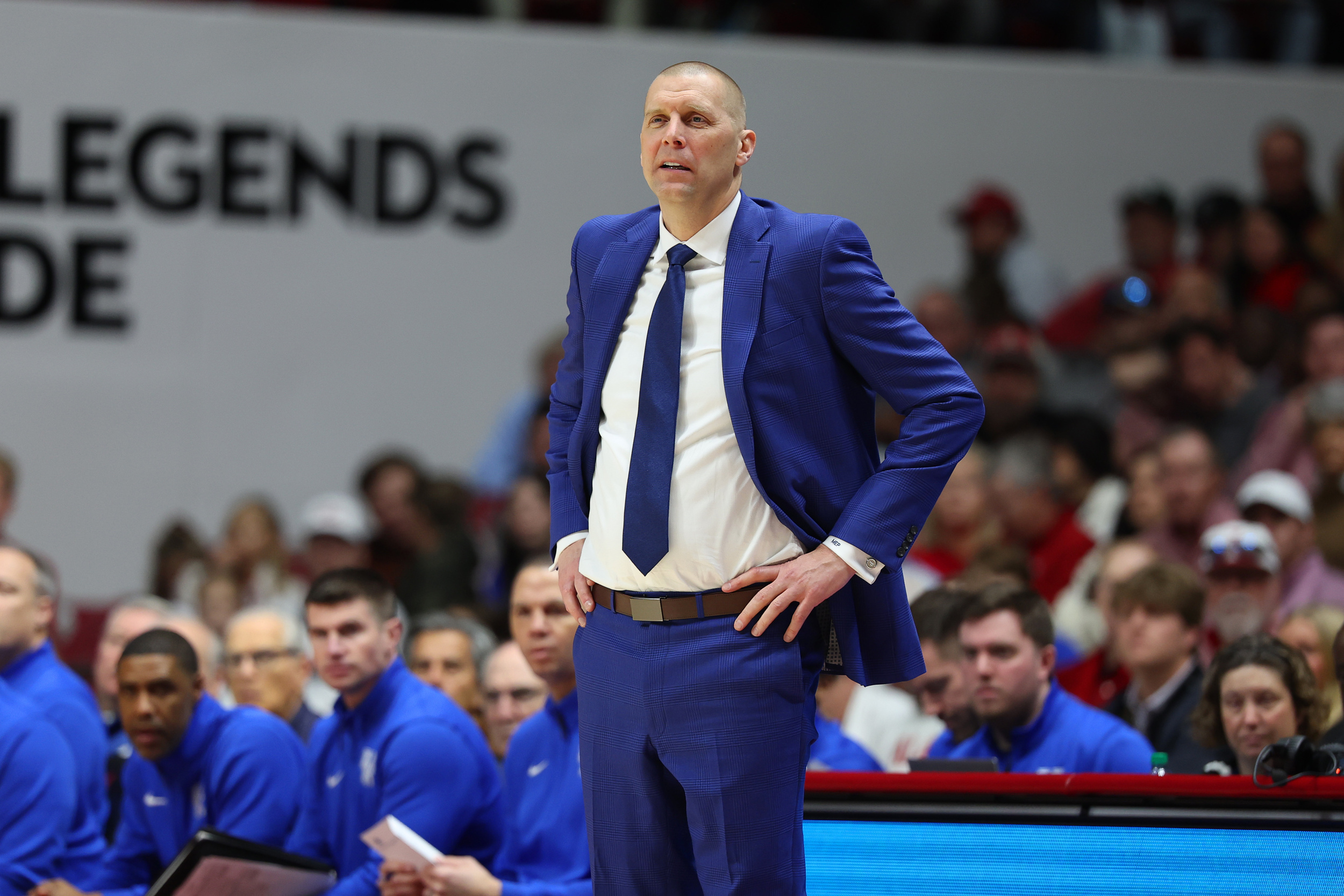 SEC-opening loss shows how far Kentucky is from conference mountaintop