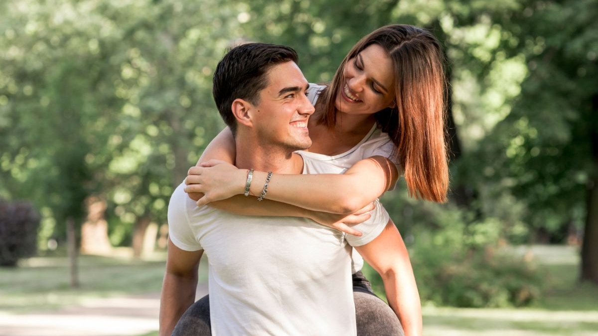 Clear signs that your romantic relationship is evolving