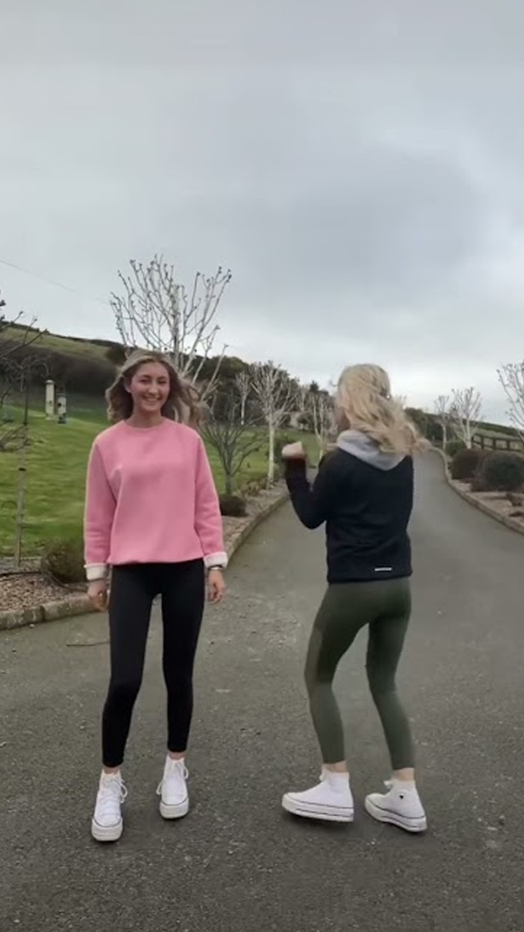 Cute twin sister dance