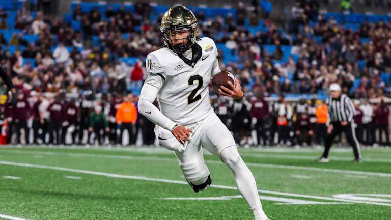 Former Gamecock QB finds redemption with Duke’s Mayo Bowl MVP performance