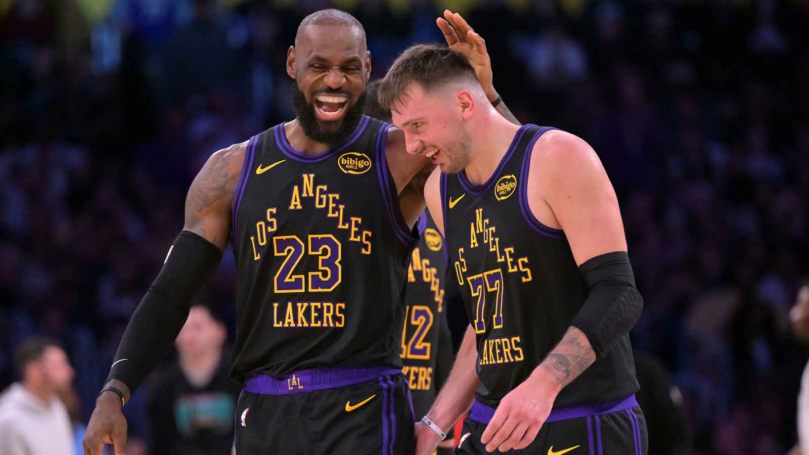 Lakers’ LeBron James gives Luka Doncic big 'quarterback' shoutout