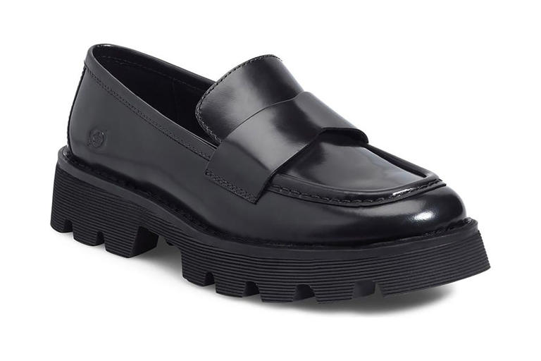 Alix Earle and Kendall Jenner just put a 2026 spin on winter’s most ...