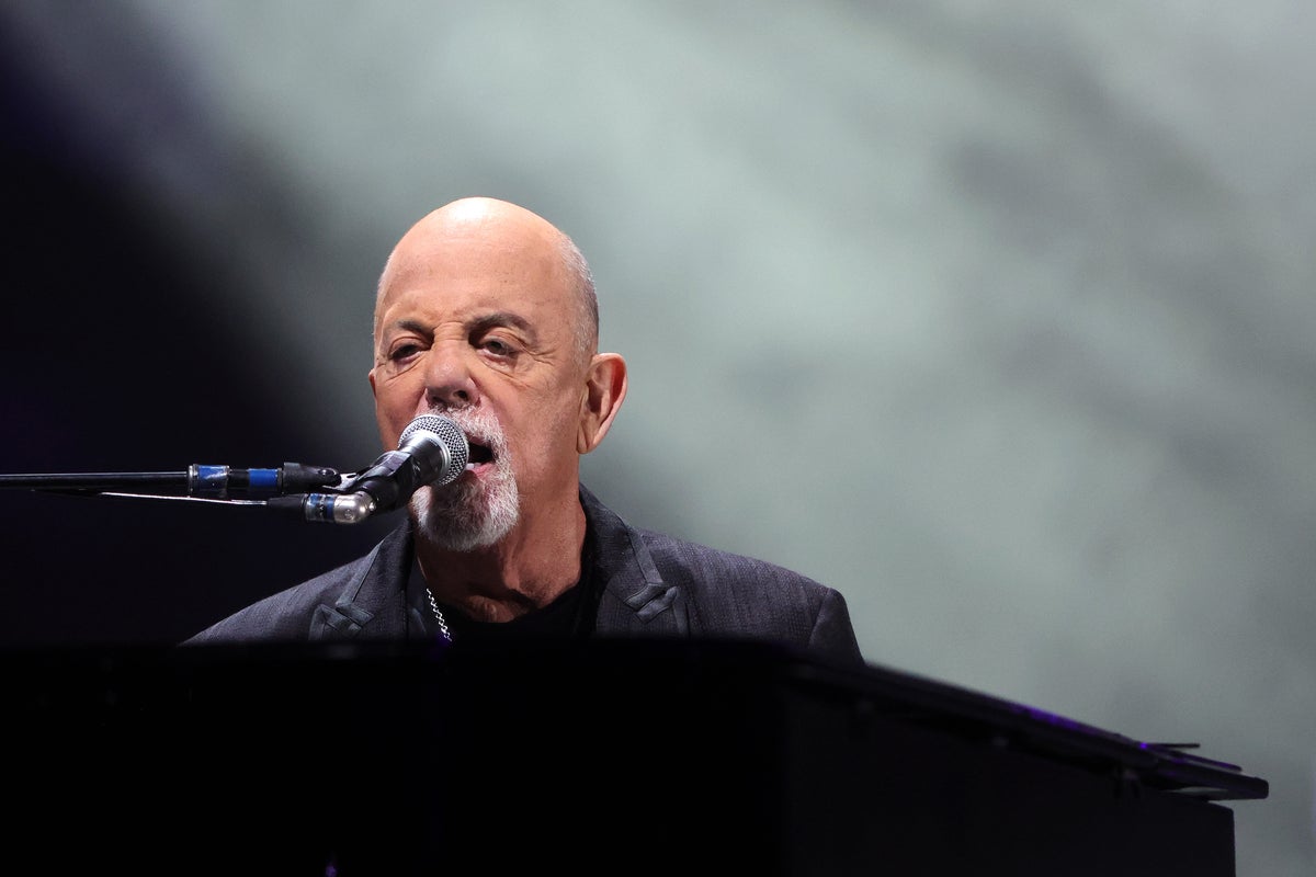 Billy Joel delivers first performance since brain disorder diagnosis