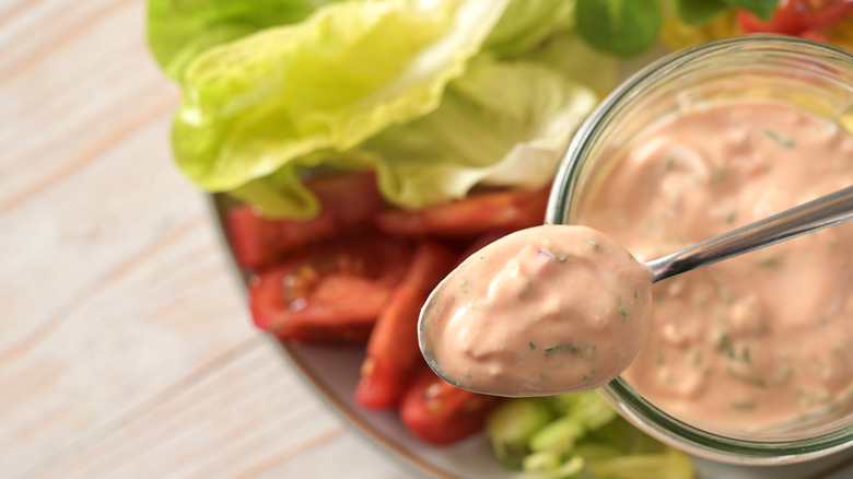 Here's the best Thousand Island dressing brand on store shelves