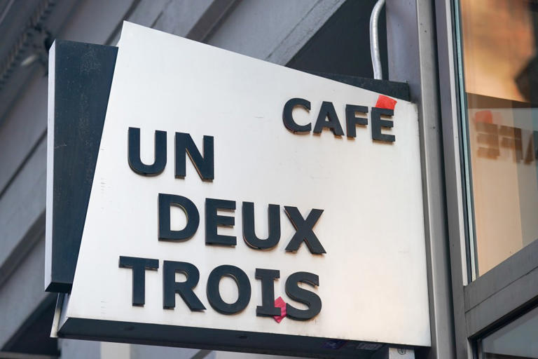 Celeb favorite Times Square restaurant Un Deux Trois closes after 48 ...