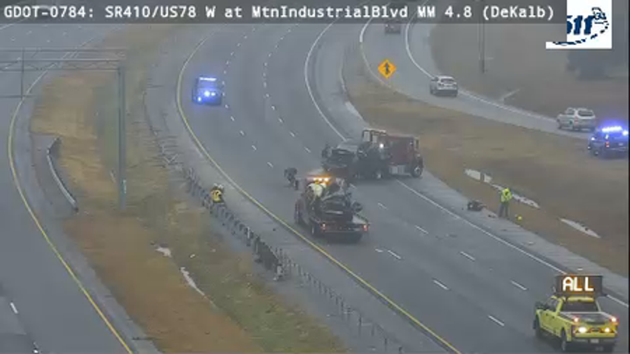 1 dead in multi-vehicle wreck on Hwy 78 in DeKalb County