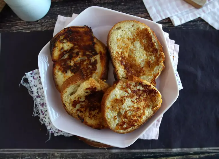 Torrijas francesas, pan perdido con baguette