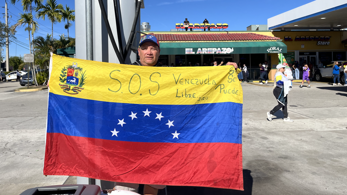 Venezuelans in Miami celebrate capture of Nicolás Maduro