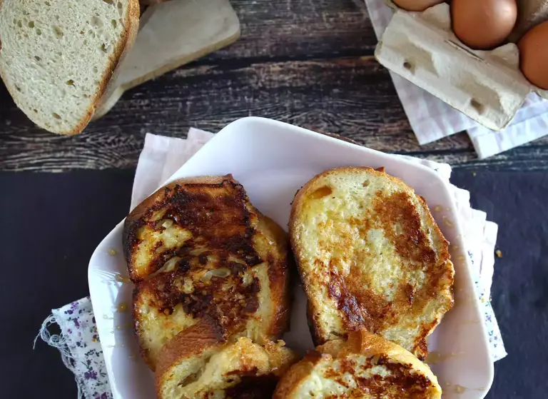 Torrijas francesas, pan perdido con baguette