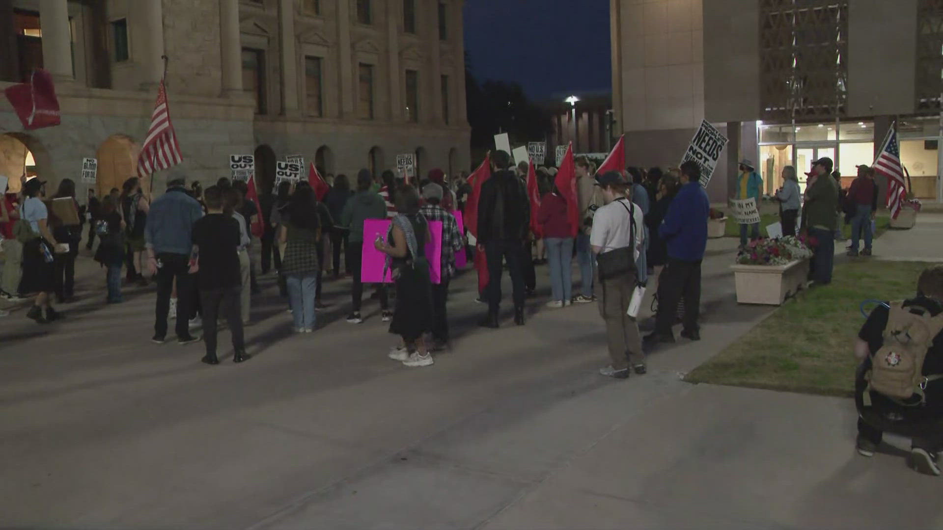 Arizonans voice mixed reactions to US strikes on Venezuela