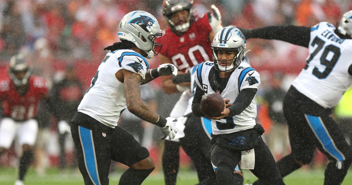 Lead official admits to blown call in pivotal Carolina-Tampa Bay ...