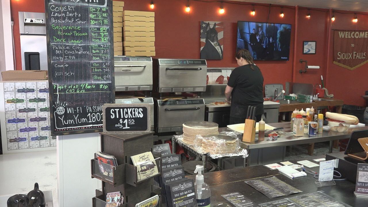 Restaurants outside downtown Sioux Falls face slow month without Burger ...