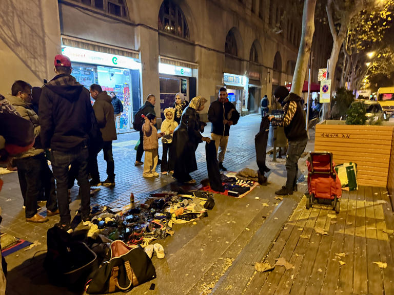 El mercado de la miseria de Barcelona repunta estas Navidades
