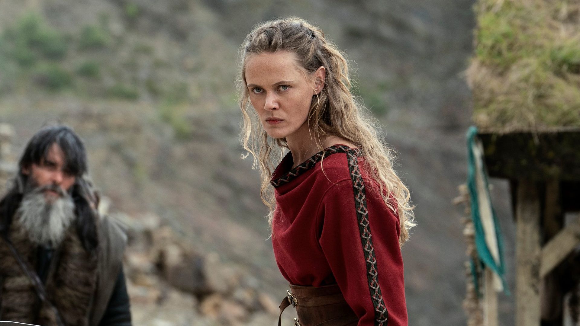 'Vikings' star wants to be Wonder Woman in the DCU