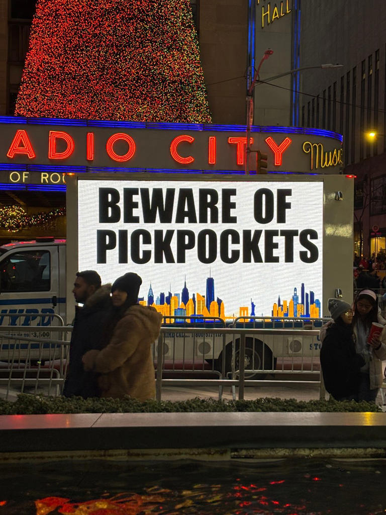 Cops blare warning of sticky finger thieves in jam-packed NYC areas
