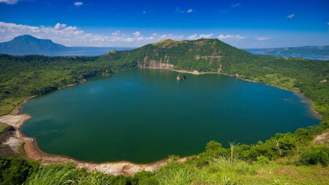 A meteor struck here thousands of years ago — today, it’s one of ...