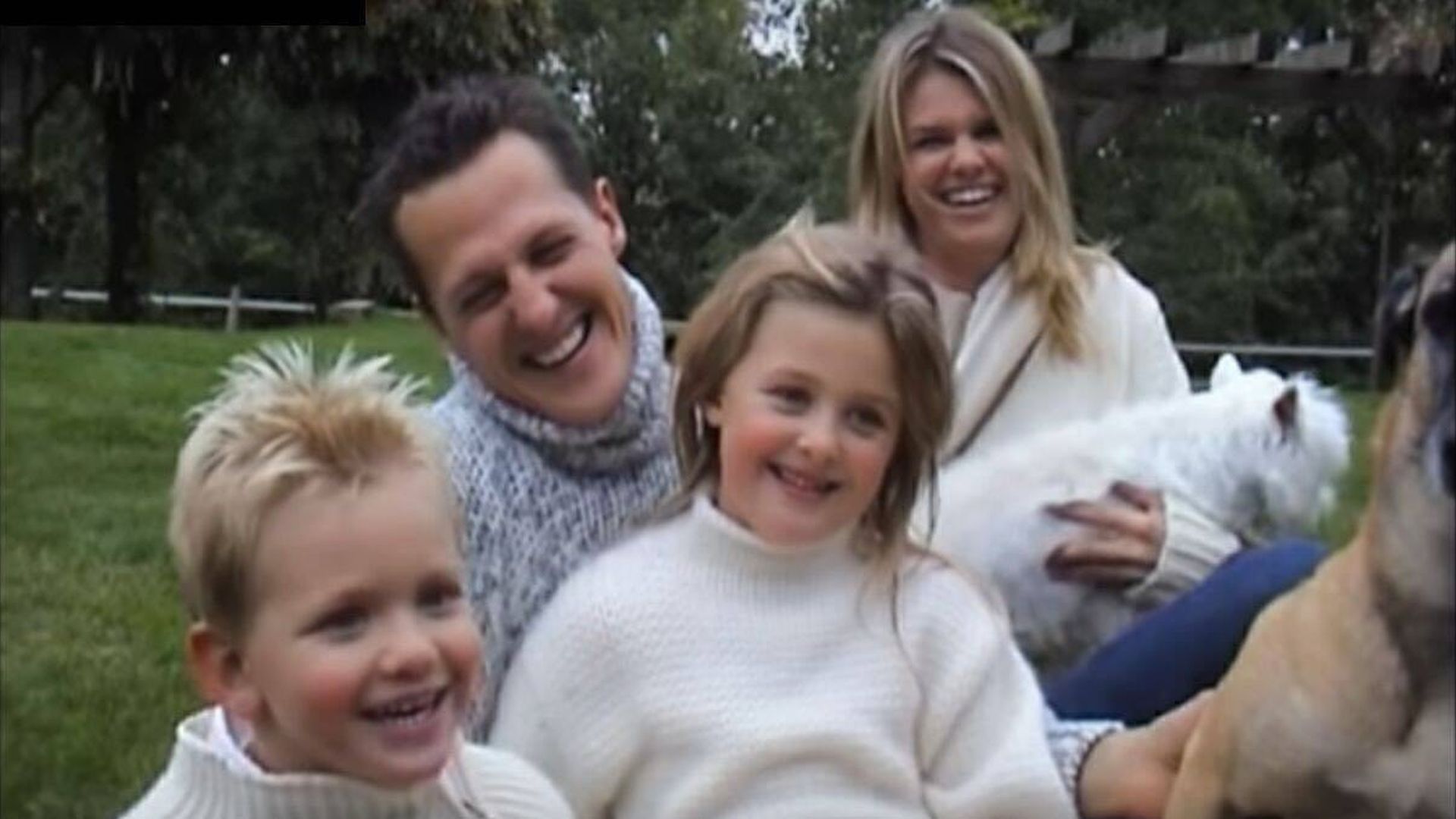 Gina Schumacher gratuliert Papa Michael mit Familienfoto