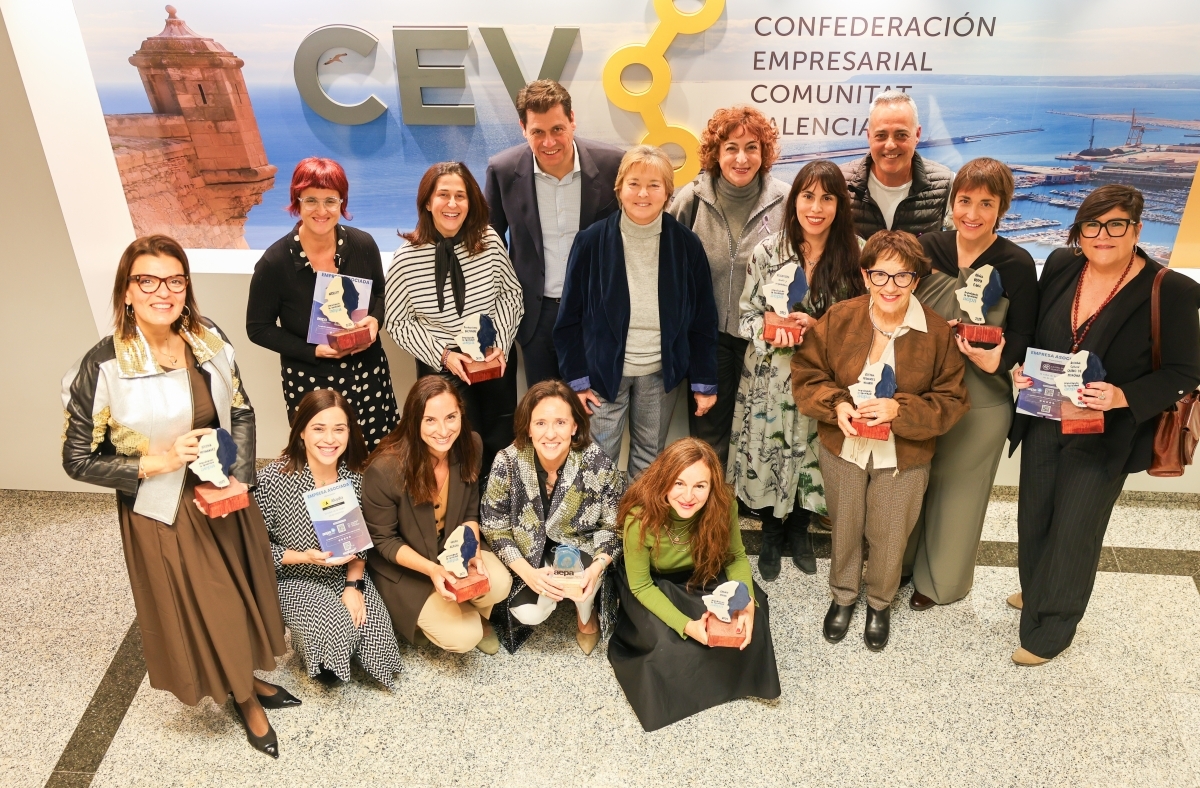 Necesitamos mujeres que no pidan permiso