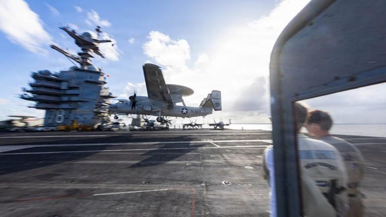 What US aircraft were used in Operation Absolute Resolve?
