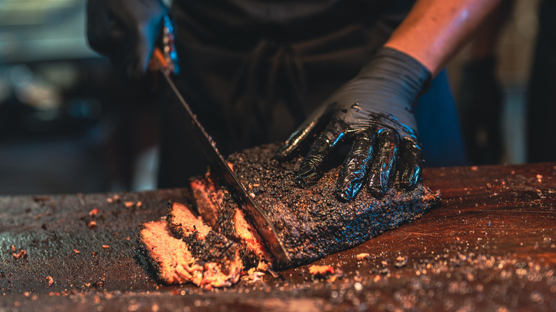 The slicing mistake that's drying out brisket in your fridge