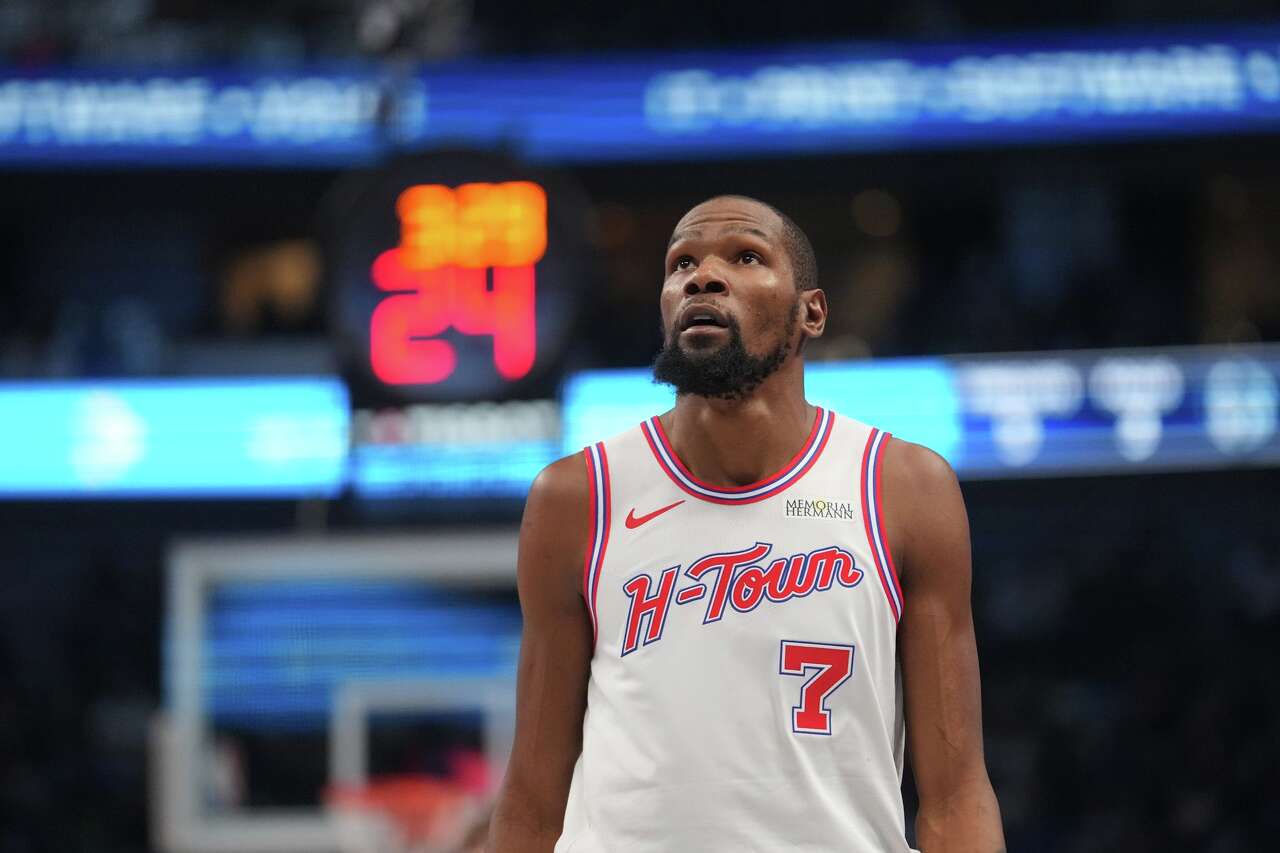 How Rockets forward Kevin Durant talked his way out of five fouls in ...