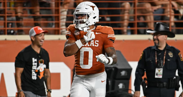 Former Texas WR DeAndre Moore Jr. locks in three more visits after ...