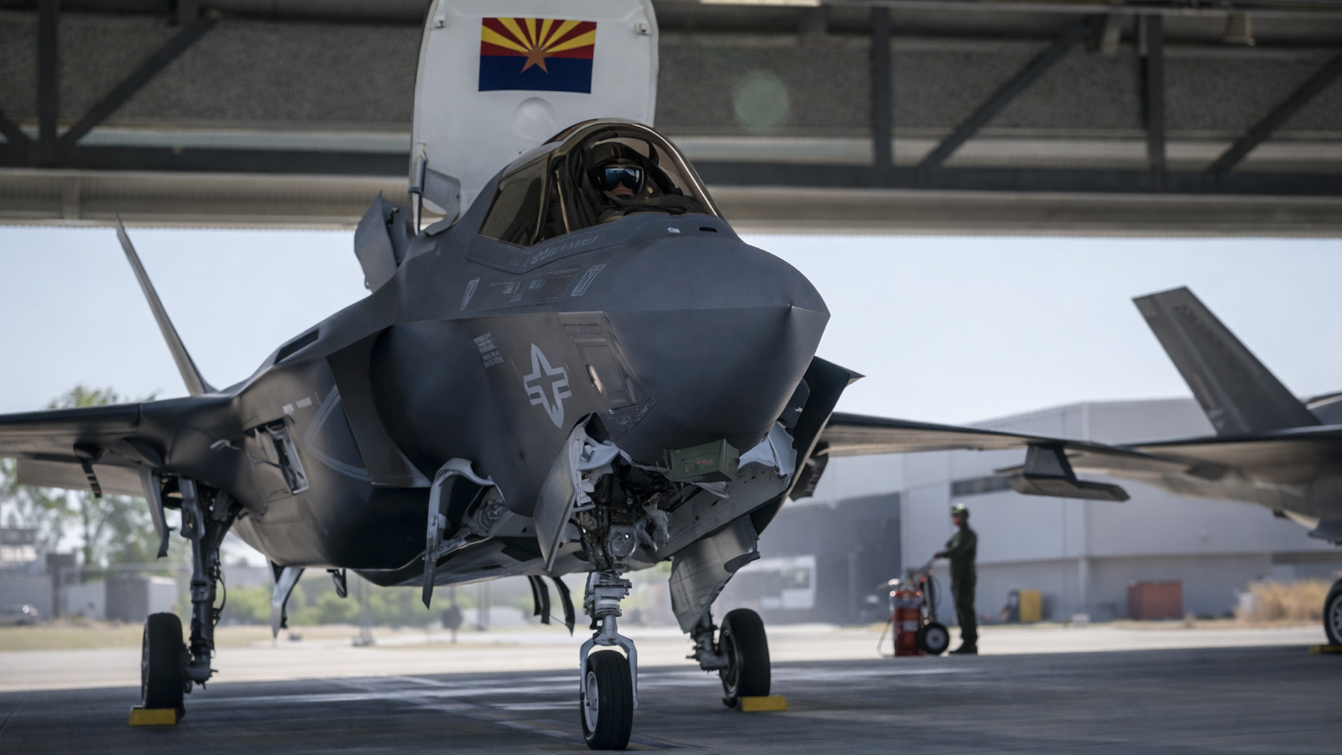 Marines conduct bilateral flight operations in Australia