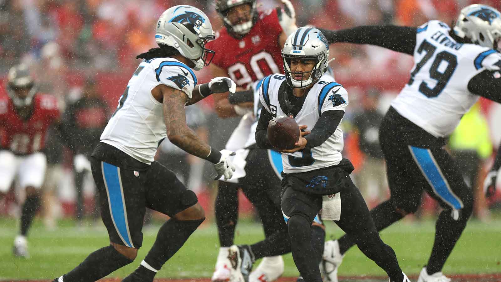 Panthers attempt worst flea-flicker of all time vs. Buccaneers